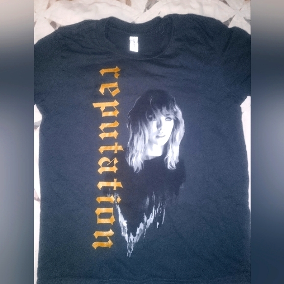 Taylor Swift | Tops | Taylor Swift Reputation Tour Shirt | Poshmark